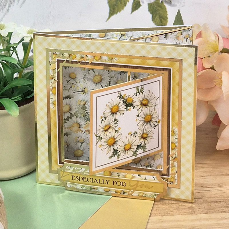 Die Cut Card Topper Sheet - A Year Of Flowers, April Daisy - £1.70
